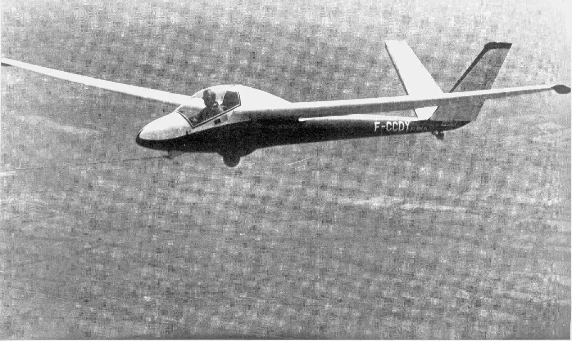 Prototipo ng br 905 glider sa isa sa mga unang flight nito; Abril 1958, Er-sur-l'adur.