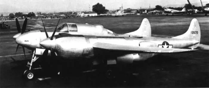 Lou avyon de gè Lockheed XP-58 Chèn Zeklè. USA