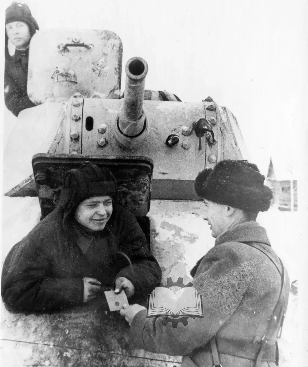 Prezentacja sterownika T-50 Mechanics T-50 z 220. Tank Brigade, styczeń 1943