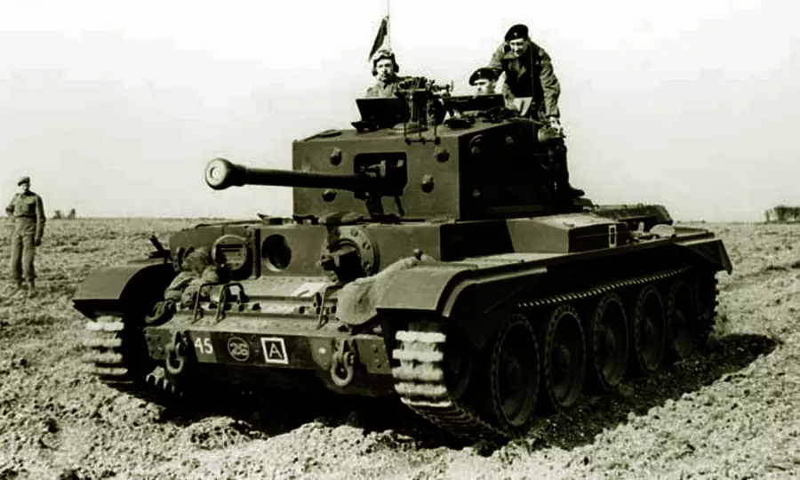 "Cromwell" avec un canon de 75 mm. C'est une voiture assez précoce avec un cas de type "A".