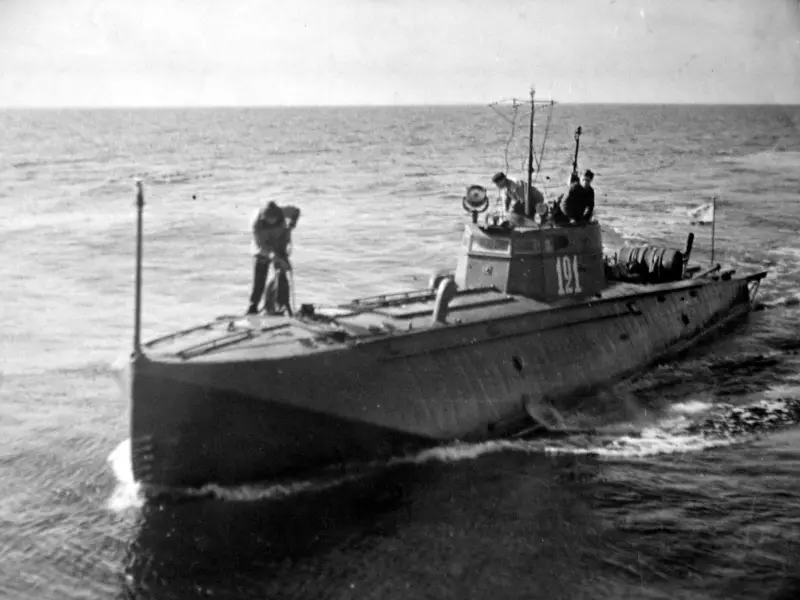 Posibleng Torpedo Boat Wave Management.