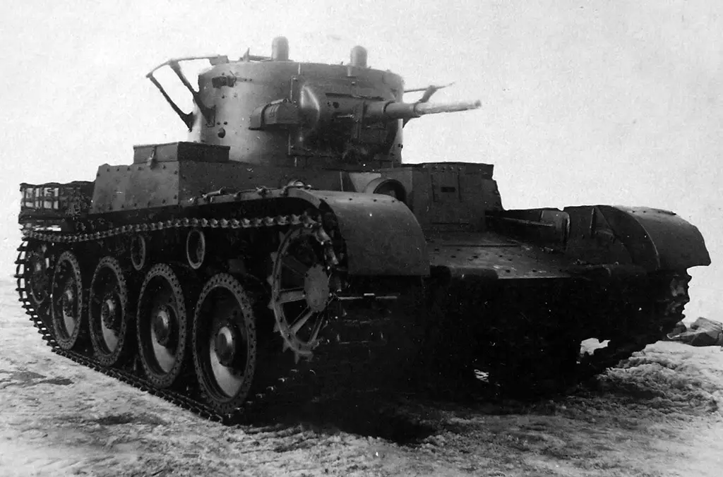 T-46-1, tanque que casi arruinó a Ginzburg