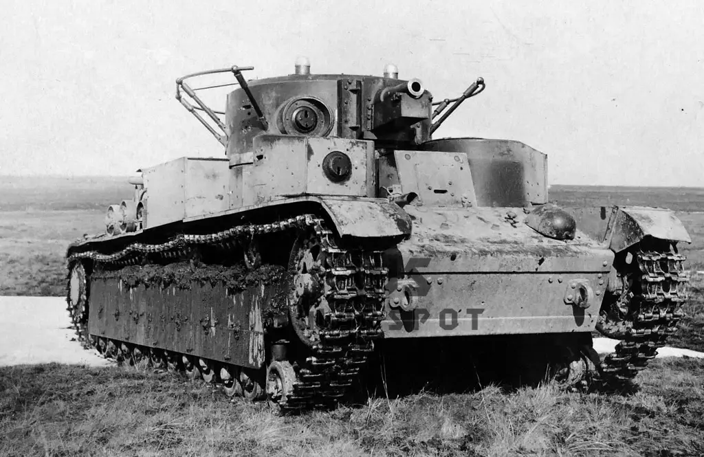T-28 foi o mellor dos tanques medianos pre-guerra, pero a súa parte de execución tiña certas limitacións.
