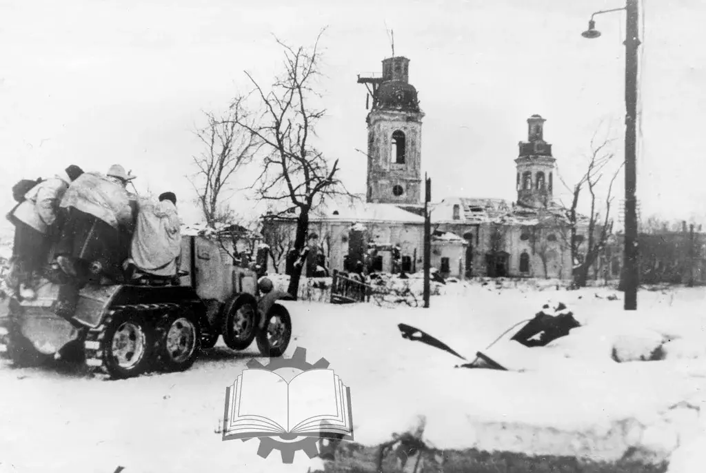 Ба-10 аз таркиби Армбалони 61-сола дар ҷангҳо барои Schlisselburg. Блоки Ленинград расмии мошинҳои зиреҳи Ленингро шикаст