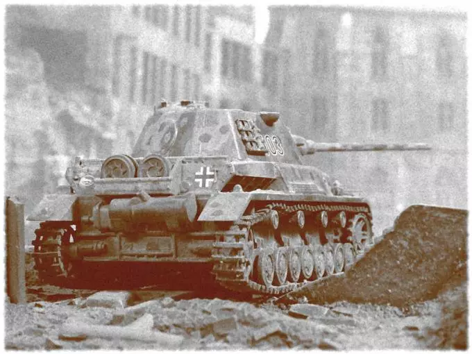 Aarin Cont pz.Kpfw IV Ausf. K (Karl); Faranse, Igba ooru 1944