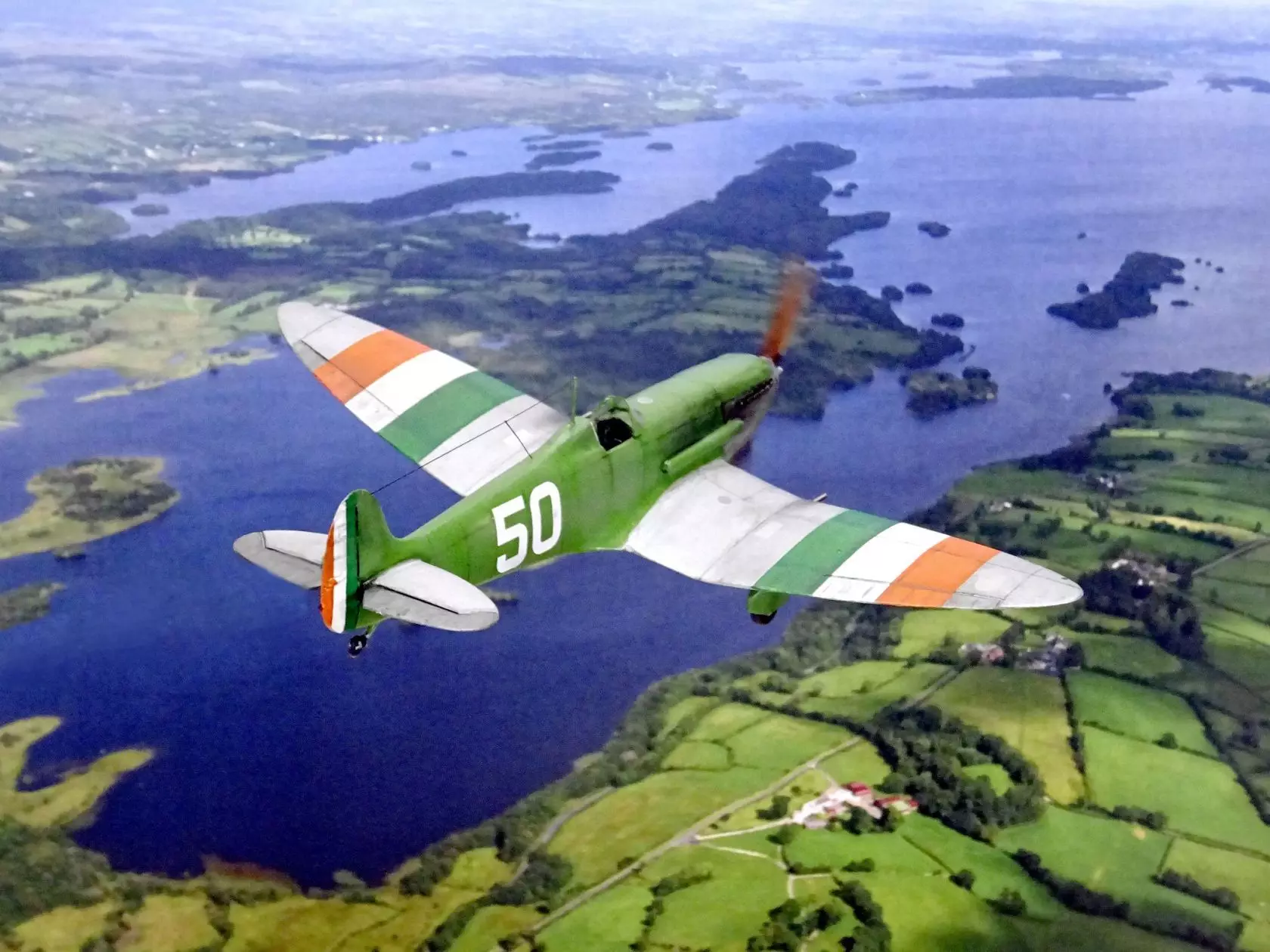 Supermarine Skylerk Mk.i (nomoro ea lehlakoreng la 50) ho tloha sehlopha sa Sesole sa Ireland Aircent (Beallin), Dublin), Dublin; Qetellong ea 1938.