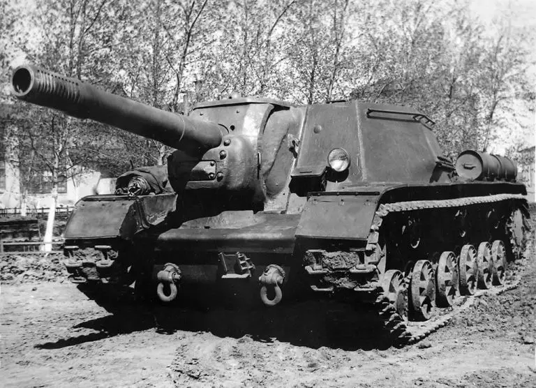 KV-14 serija rane proizvodnje izgledala je gotovo isto kao i iskusna mašina