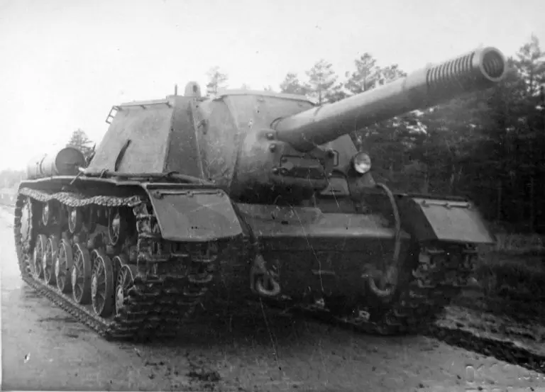 SU-152 je bio od marta do početka jula 1943. godine