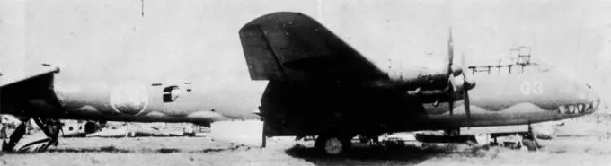 Ауыр ұзаққабандар Bombers Nakajima G5n Shinzan (中島 g5n 深山). Жапония