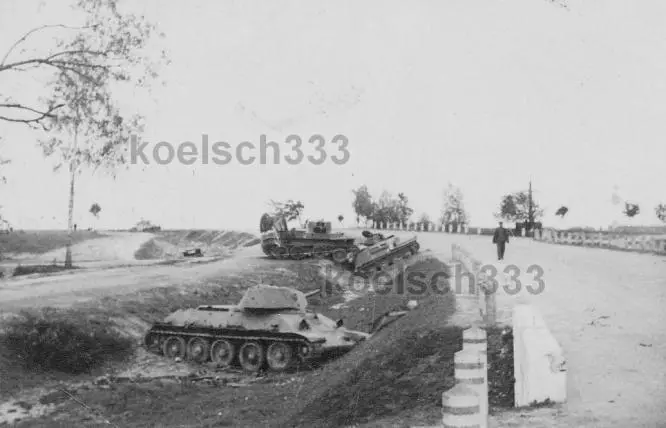 Sided T-34, T-40 thiab BT-5