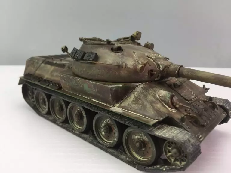 T-34-115 au historia ya tank ya ajabu kutoka Nizhny Tagil