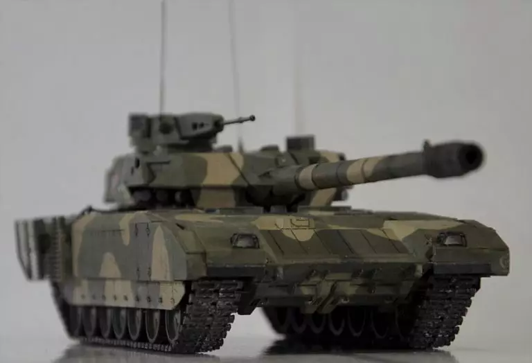 Περαιτέρω ανάπτυξη των Αρματών. T-14a Armatian πυροβολικό