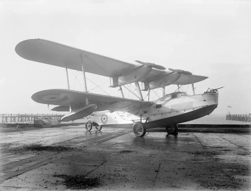 Supermarine Scapa MK I پرواز Scout در آزمایشات در مرکز آزمایشی هواپیمایی دریایی (Aircraft Aircraft Marine - Maee)، Felixstow، 1933. https://en.wikipedia.org/wiki/supermarine_scapa.