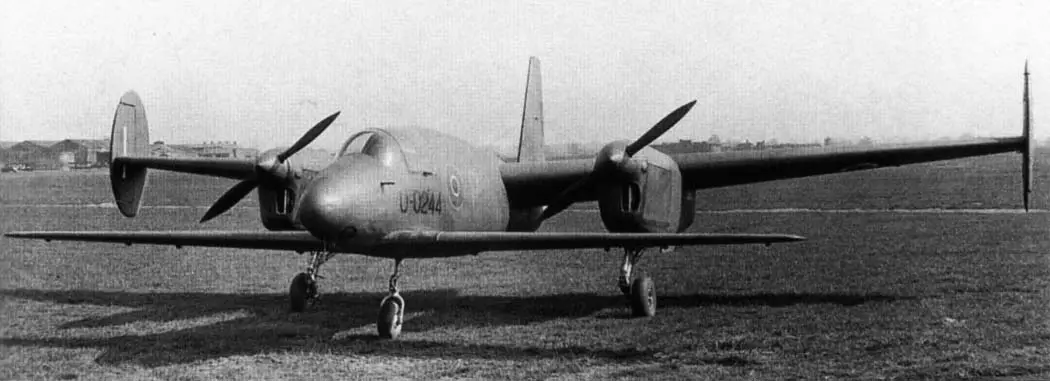 D'Camoufléiert experimentell Fliger Meilen m 39b lipellula ursprénglech déi u-0244-temporär Zuel duerchgefouert. Nodeems Dir d'Fligere vun der Royal Air Force kaaft, huet hien d'SR 392 Militärnummer kritt