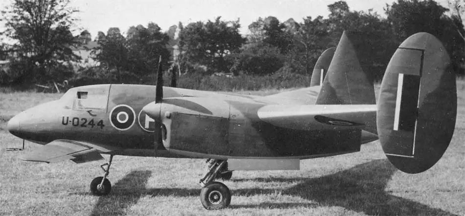 D'Camoufléiert experimentell Fliger Meilen m 39b lipellula ursprénglech déi u-0244-temporär Zuel duerchgefouert. Nodeems Dir d'Fligere vun der Royal Air Force kaaft, krut hien d'Militärnummer SR9