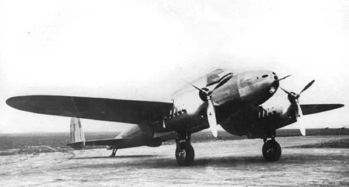 Die tweede prototipe PZL P-38 / II met Foka enjins