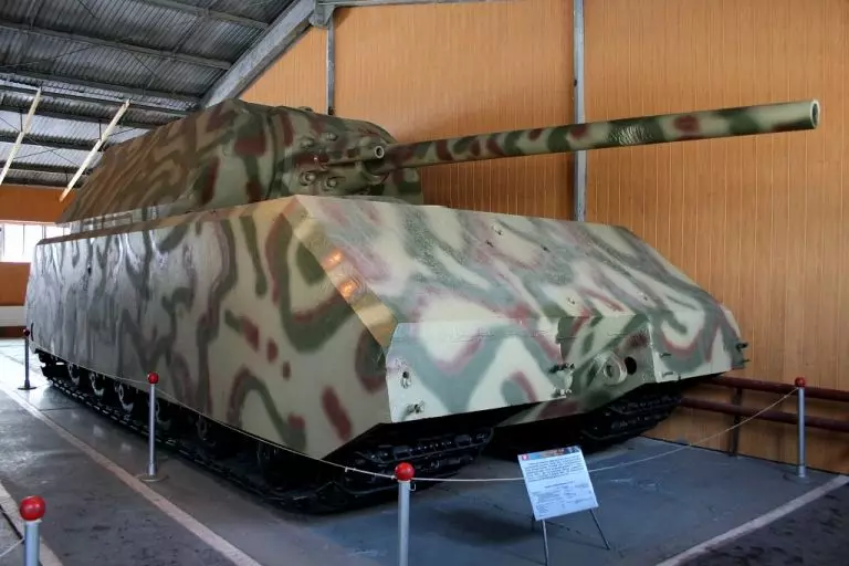 Maus nel museo corazzato a Cuba