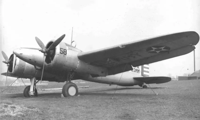 Aeroplani Serial Avioni A-18 Si pjesë e aeroportit të 3 bombardimeve