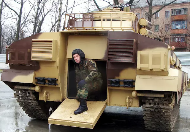 Naujas sunkiųjų šarvuotų personalo vežėjas iš Charkovo - BMP-64. Ukraina