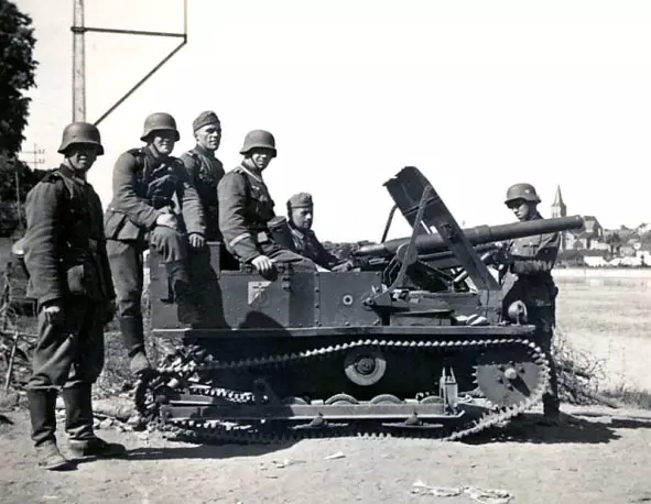 אנדריי ח'רוק. טנק לוחם T.13: עצור Wehrmacht! 12335_3