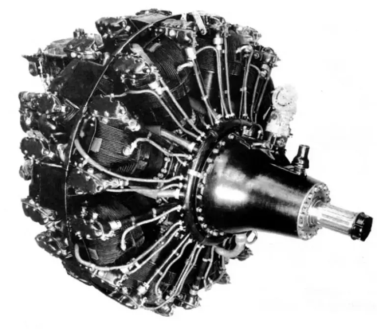 Motor de aviación M-71.