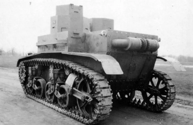 Yuri Pasholok. Tank M2a1 Gampang Amerika - Gampang Dobel