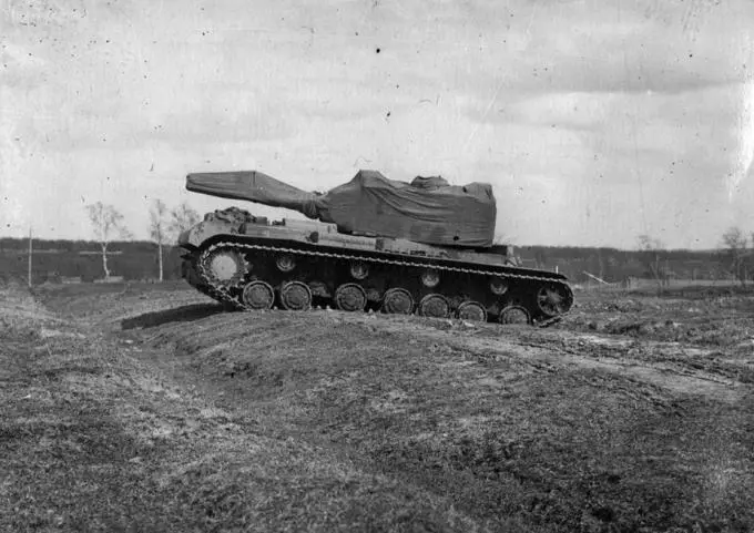 T-220 privind testarea, primăvara anului 1941