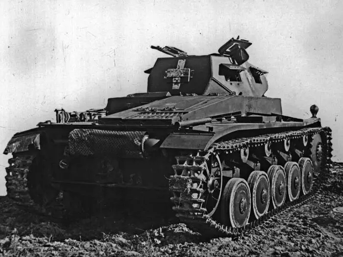 Testet i Sovjetunionen. Lys tank pz.kpfw.ii ausf.c