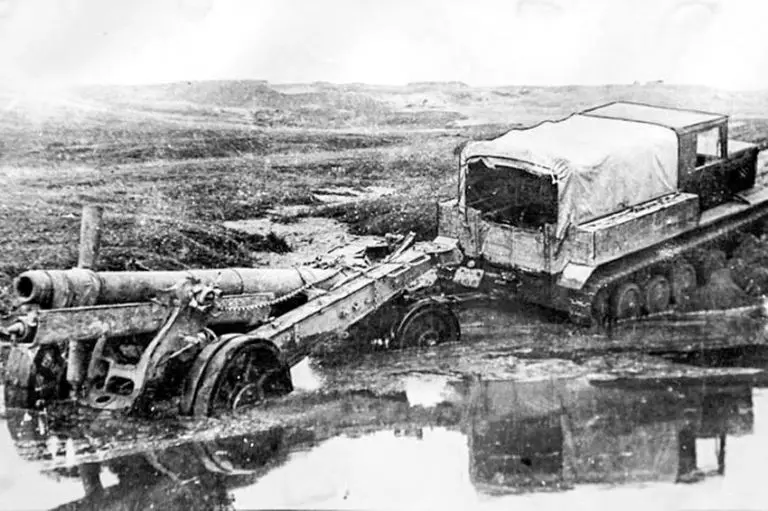 Legends of the Great Patriotic War: Hvernig skapaði hið fræga mótorhjól M-72 og Dráttarvél I-11