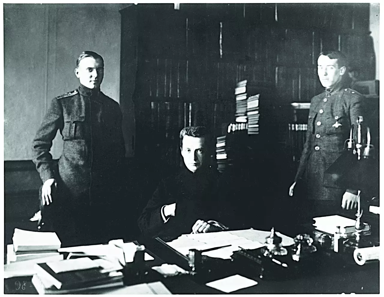 Alexander Kerensky s asistentima. 1917 (Foto: Legion-Media)
