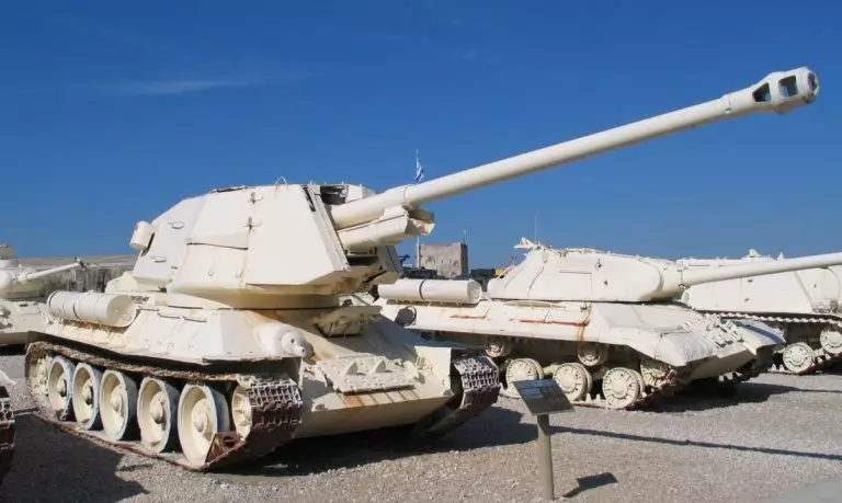 Tank T-34-100 BS-3 silahı ilə