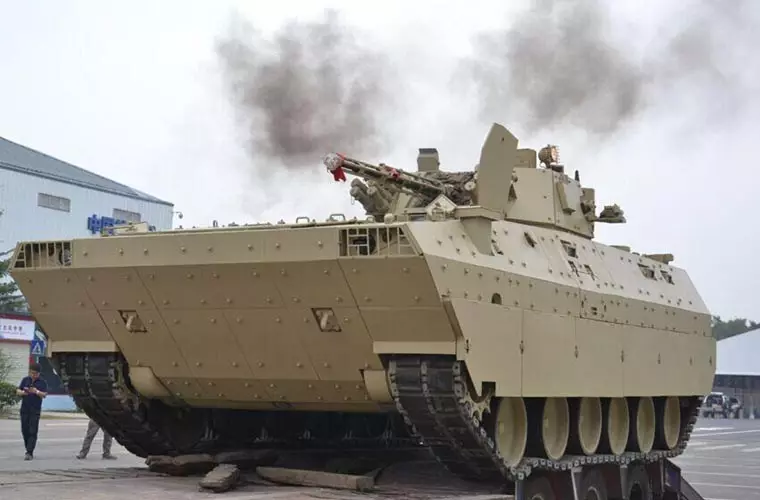 BMP NORINCO VN12. kina