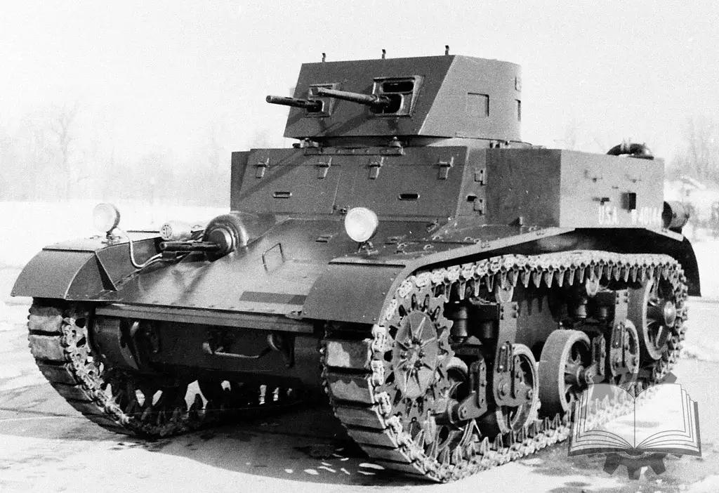 45. serijski borbeni automobil M1, proizveden 1936. godine. Taj borbeni automobil M1 može razlikovati rasvjetu, kao i zvučne signale, to je norma