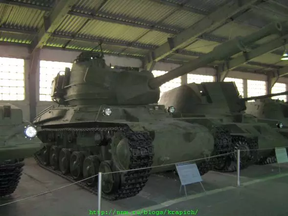 Дунд сав Stridsvagn Strv M / 42. Шарсан