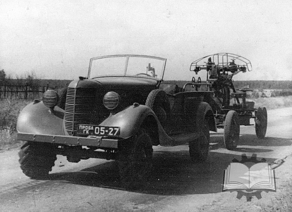 Prototeip cyntaf Gaz-61-416, Gorffennaf 1941. Mae'n hawdd penderfynu ar ffrâm wynt hollol wahanol