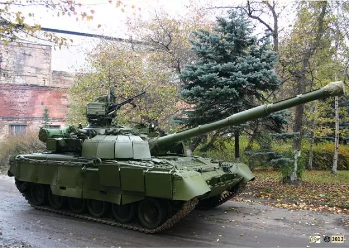 Modernizace T-80 nádrže