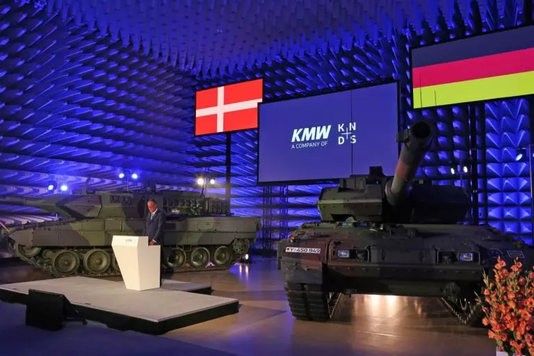 Update Bundeswehr armoréiert Gefierer. Leopard 2A7V geet op Truppen