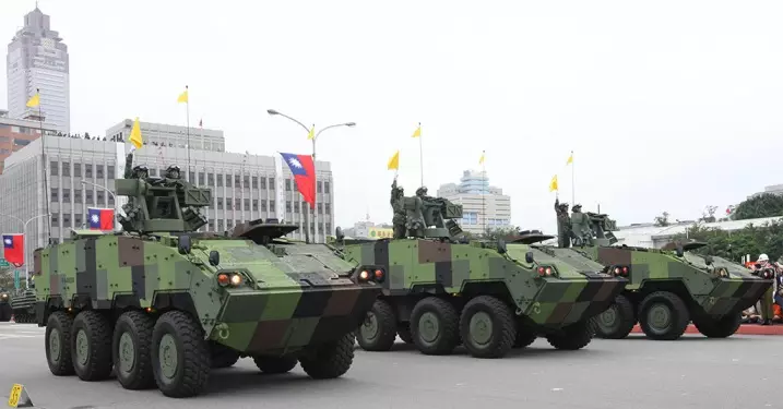 I-Armored Transporter SM-32 