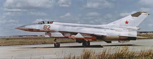 MIG-23. Bir ad çox sayda təyyarədir. 2-ci hissə