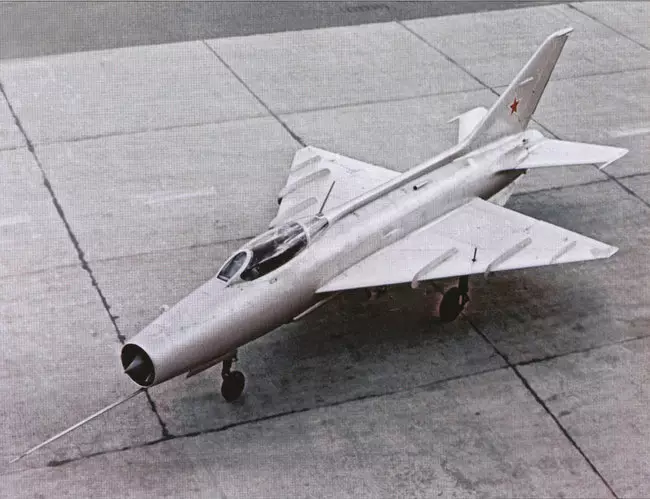 Mig-23. Një emër është shumë avionë. Pjesa 1