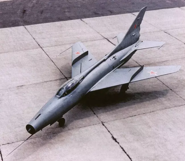 MIG-23. Üks nimi on palju õhusõidukeid. 1. osa