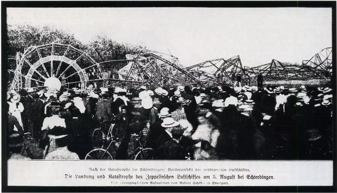 Sterownik LZ 4 po katastrofie na Echerding; 5 sierpnia 1908 roku