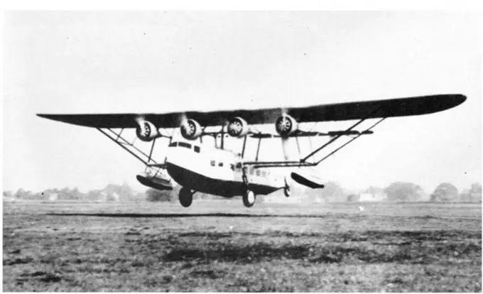 Os primeiros grandes barcos voladores son 