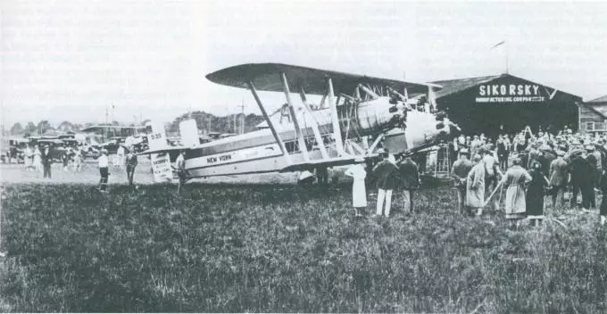 Pagrekord sa Sikorsky Sikorsky S-35. USA