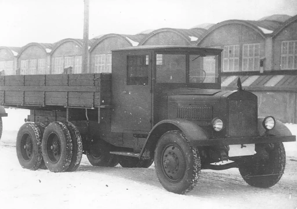 YAG-10: СССРдин 1-бөлүгүндө "Үч-Оку" биринчи сериялык