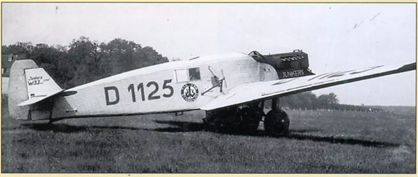 Airplane W 33 BA (factory number 2502) with special equipment to combat insect pests