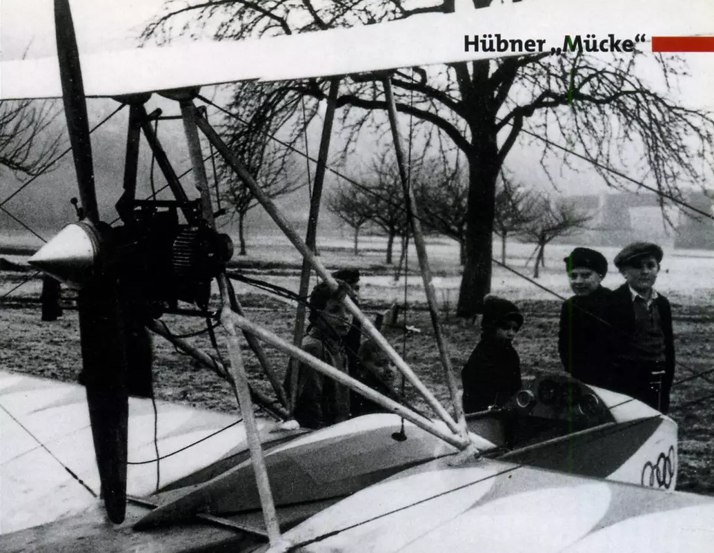 Единствената фотографија на која можете да ги видите оригиналните инструменти на панелот во кабината Mücke