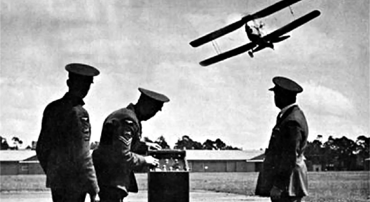 The history of the drone: how to manage the technique at a distance at the beginning of the 20th century