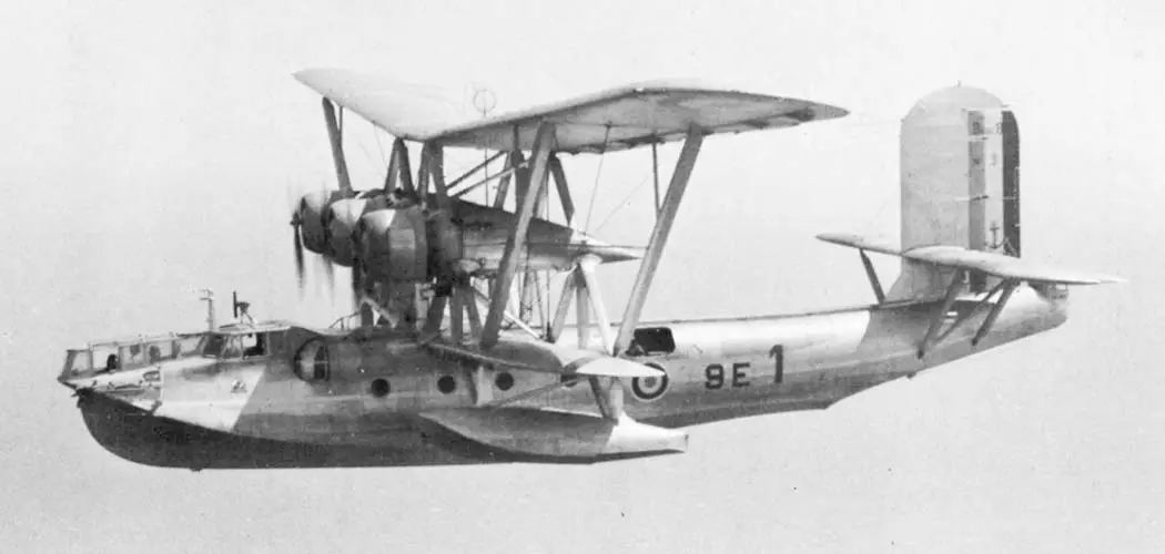 Izikebhe zokuqhuma ezindizayo Breuguet Bre-521 bizerte. I-france