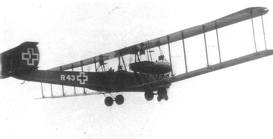 Swaar verre bomwerpers Zeppelin-Staaken R-XIV. Duitsland